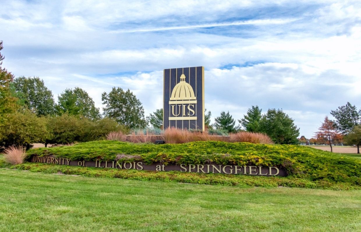 Get your high schooler signed up now for UIS academic summer camps ...