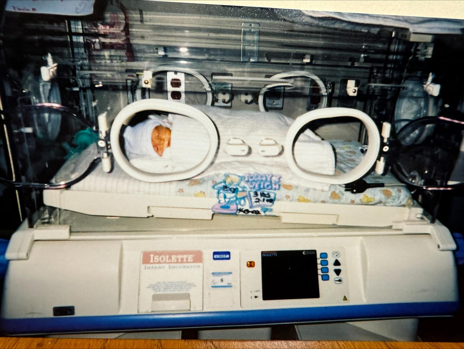 From preemies to caregivers: Zoey and Justine Obert’s journey from NICU ...