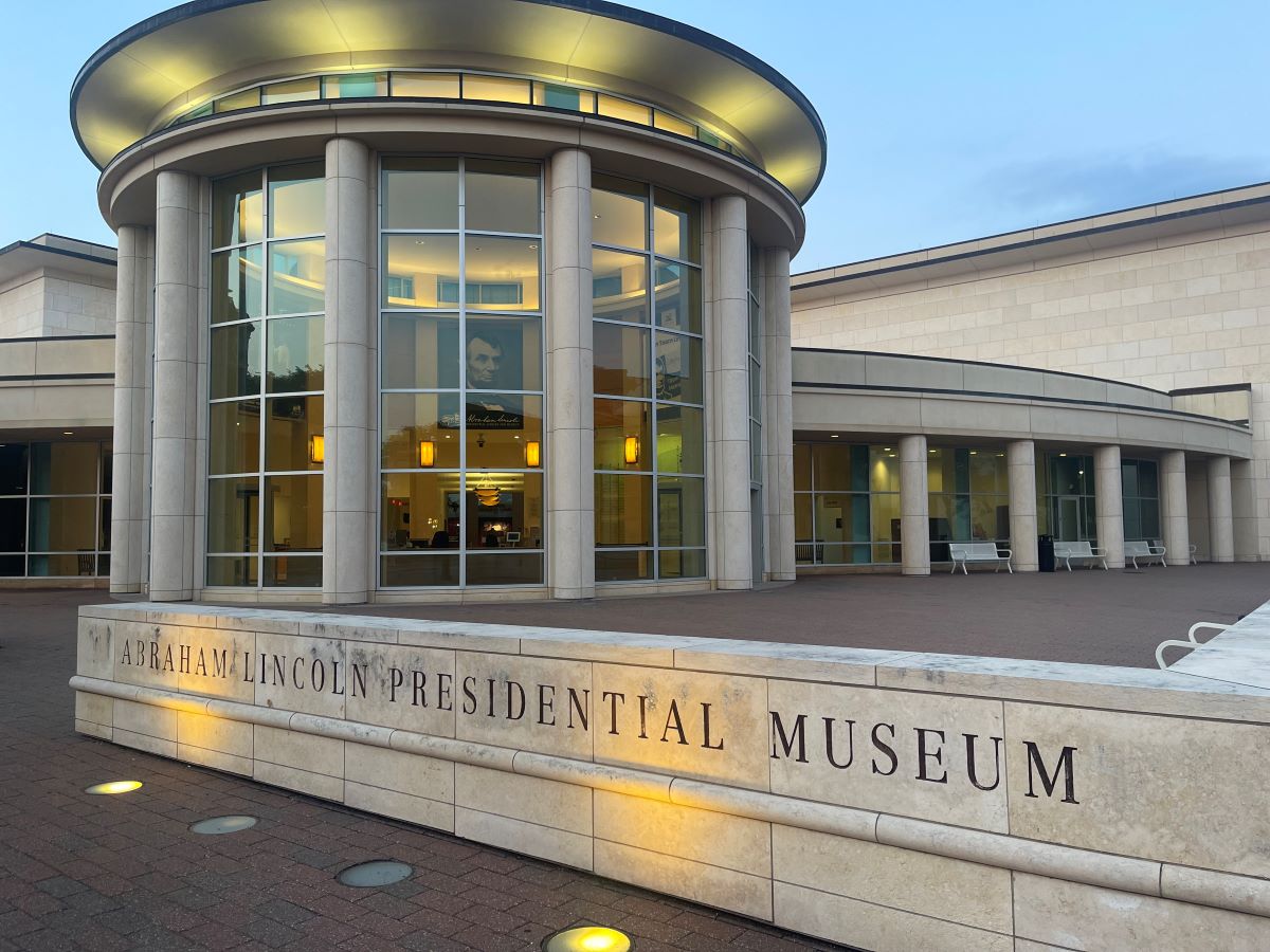 ‘Touch’ Abe Lincoln in new way with new exhibit - Capitol City Now