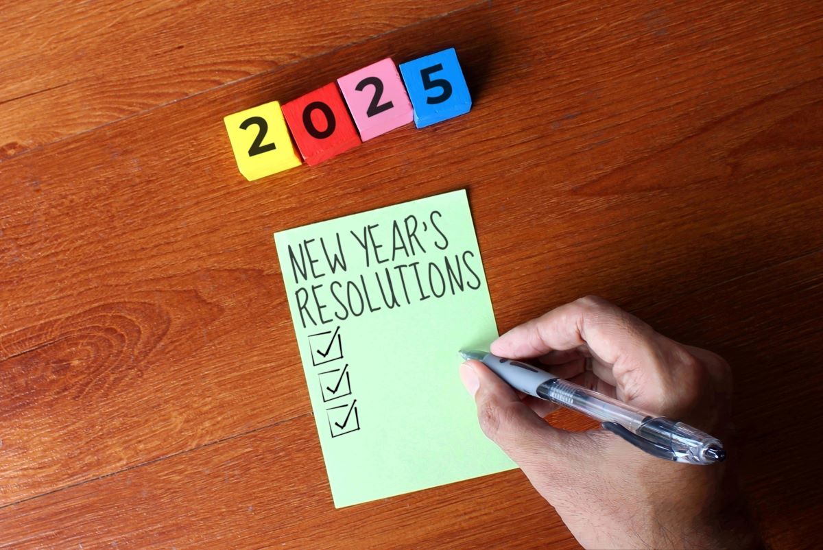 Tips for Sticking to Your New Year’s Resolutions - Capitol City Now