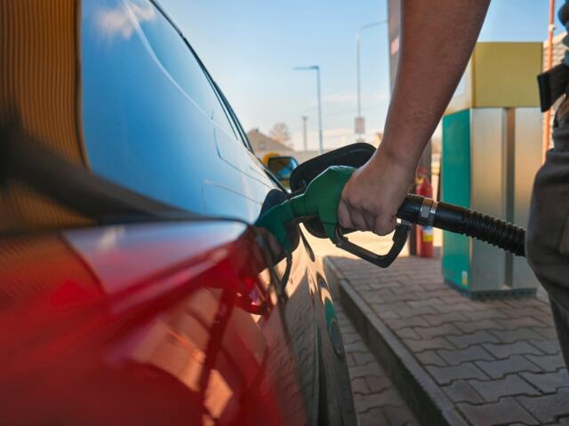 Gas prices go up in Springfield and rest of Illinois - Capitol City Now