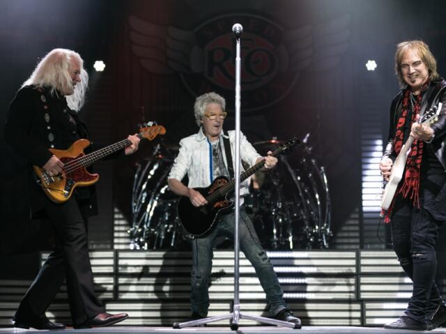 REO Speedwagon returns home for Illini Homecoming halftime show and as ...
